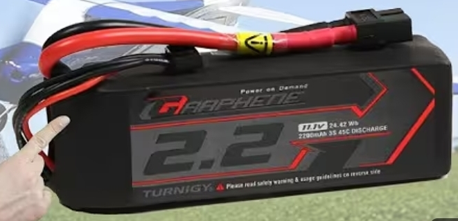 Compact Powerhouse: 2200mAh 45C Turnigy Graphene 3S LiPo Battery ...